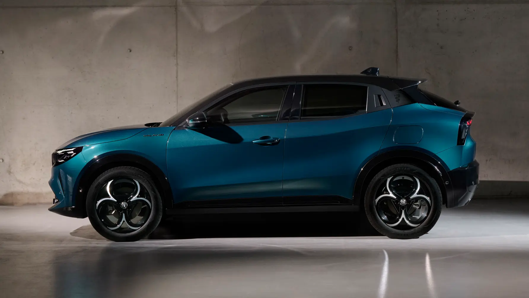 News: New Alpha Romeo Junior Coming Soon! | XLCR Vehicle Management Ltd