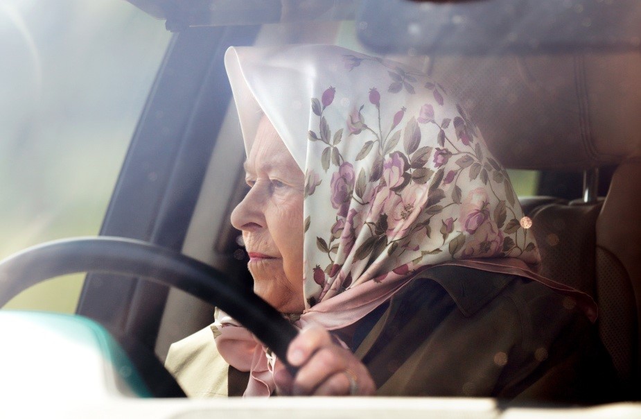 Blog: Queen Elizabeth II: What Cars Did Her Majesty Drive? | XLCR ...